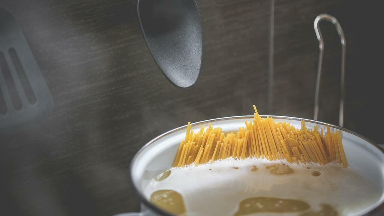 Pasta Water: The Secret Ingredient to Amazing Sauces - Utopia
