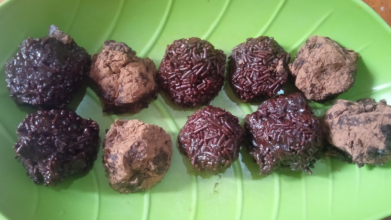 Chocolate Truffle Recipe: Smooth and Velvety (and Vegan!) - Utopia